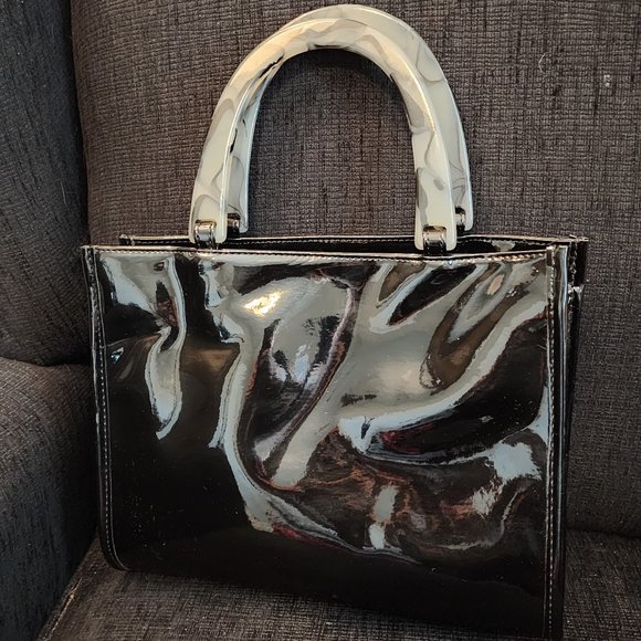 Neiman Marcus | Bags | Vintage Neiman Marcus Lucite Handles Black ...